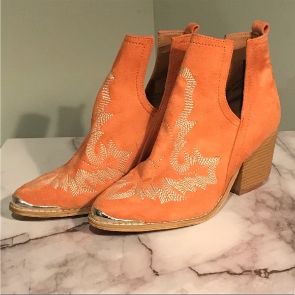 Mi.iM | Shoes | Miim V Cut Out Metal Tipped Booties | Poshmark